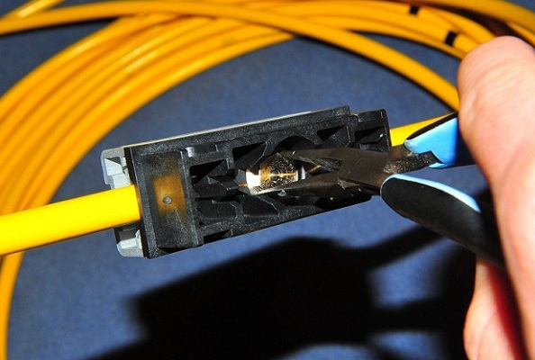 10BASE5 Tap – Matt's Tech Pages