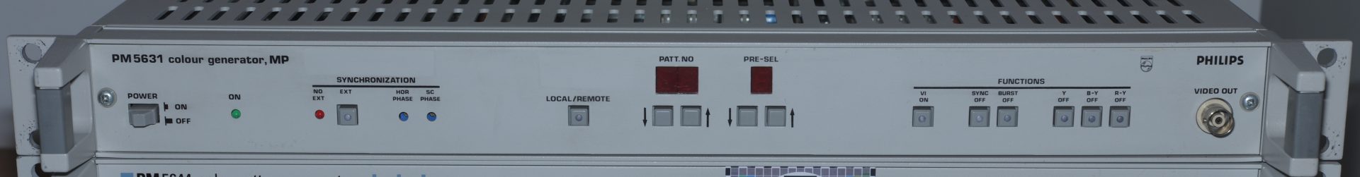 A quick look at some pattern generators (PM5631/PM5644) – Matt's Tech Pages