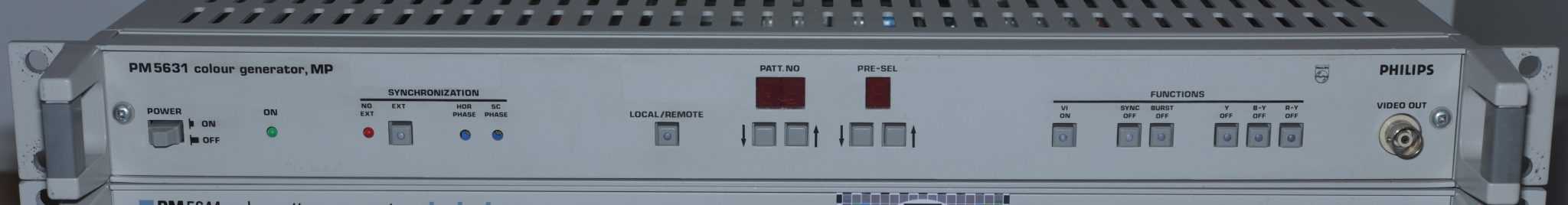 A quick look at some pattern generators (PM5631/PM5644) – Matt's Tech Pages